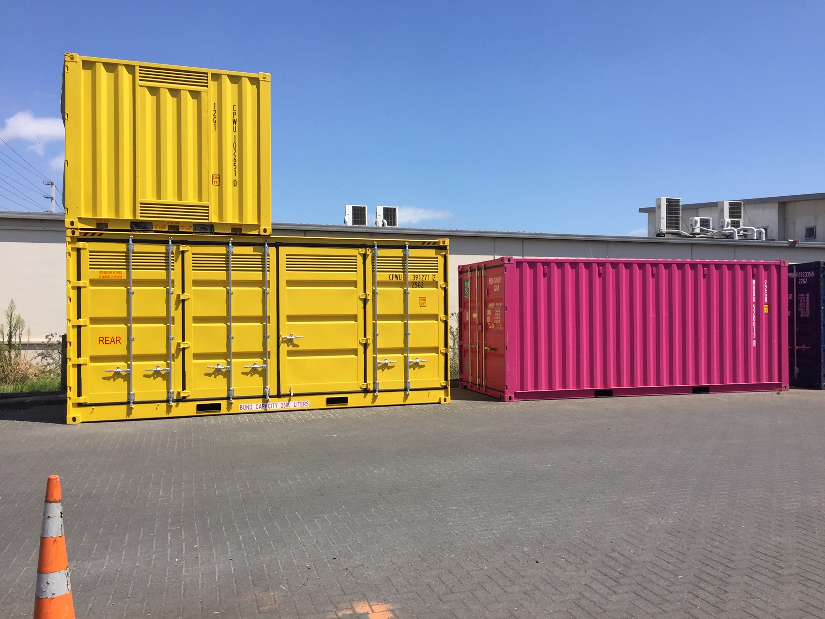 Can I select my own container? | SEA Containers